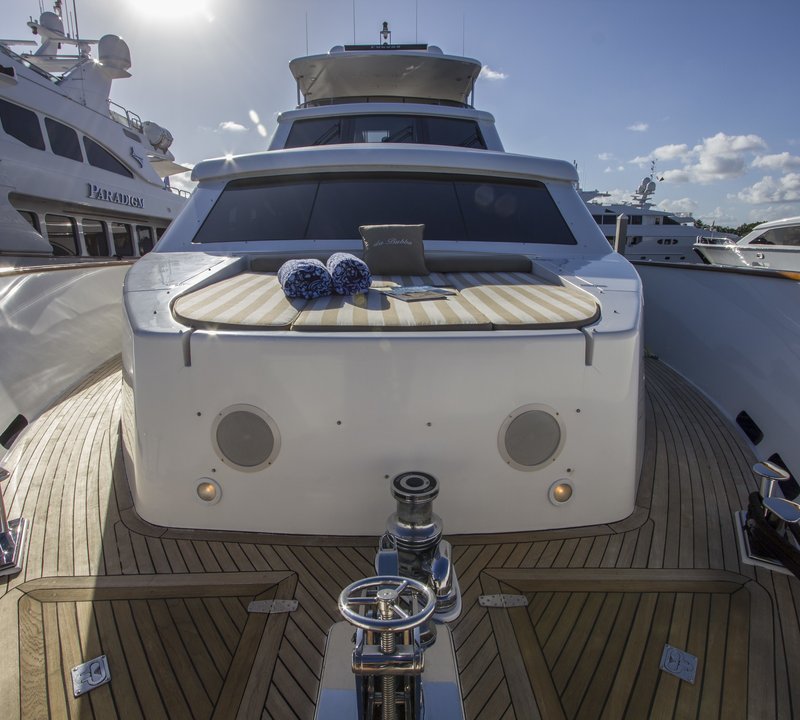 LIMITLESS Yacht Charter Details, New England Luxury Yacht Charter ...